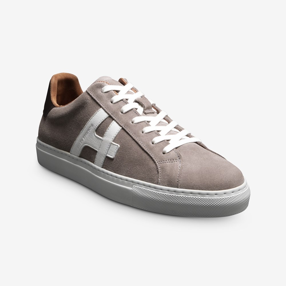 Mens shoe center store